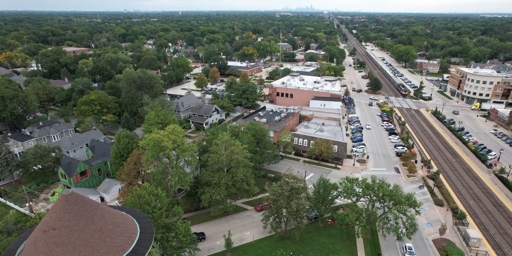 On list of safest and wealthiest suburbs, Illinois outdoes any other s ...